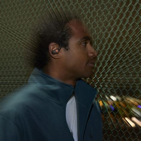 Noice Cancelling Earbuds