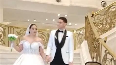 زواج بطل السباحة أيمن صبور صاحب طيف التوحد صور