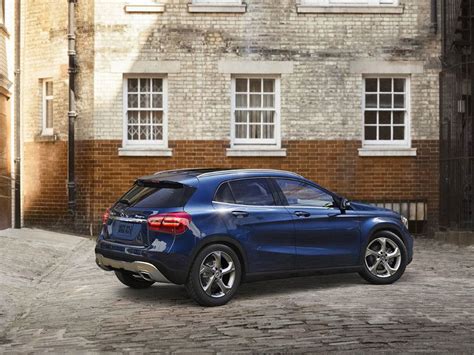 10 Best Luxury Subcompact Suvs Autoweb