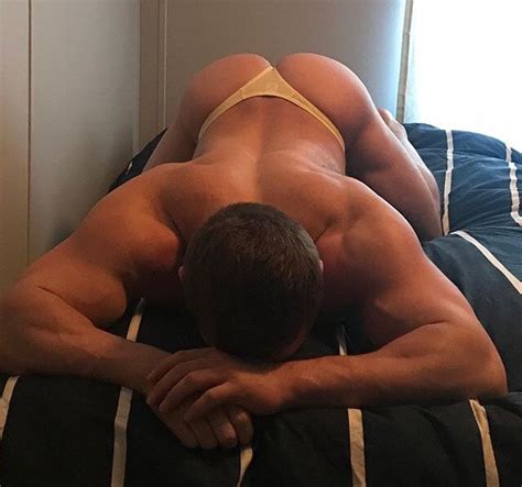 Muscle Men Thong Beach Mega Porn Pics