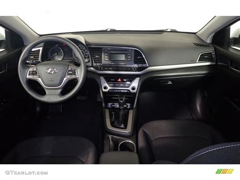 2018 Quartz White Pearl Hyundai Elantra Se 144184046 Photo 22