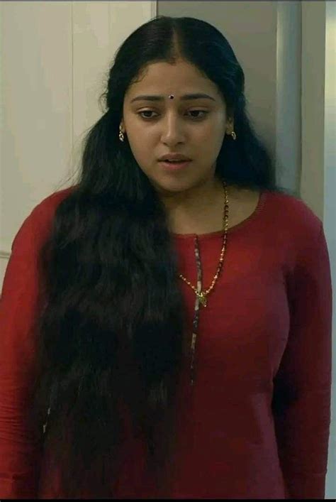 Pin On Anu Sithara Beautiful Girls Body Beautiful Women Naturally Beautiful Smile Women