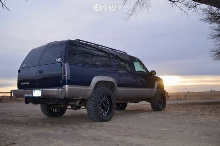 1999 Gmc K1500 Suburban With 20x10 19 Hardrock Overdrive H708 And 33