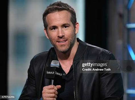 Andrew Reynolds Actor Photos And Premium High Res Pictures Getty Images