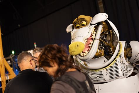 Behind The Scenes Look At Tianas Bayou Adventure Animatronics Coming