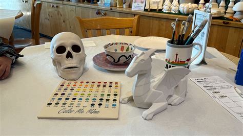 Color Me Mine Where Art Meets Fun In Las Vegas