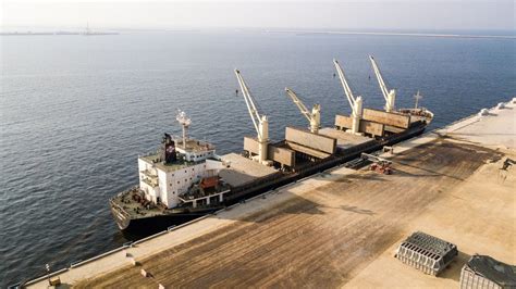 Chris Reijmer On Linkedin First Arrival Of Pdo Octg Pipes Via Port Of Duqm