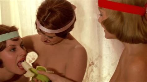 Lisbeth Olsen Nue Dans Les Leçons De Carolla