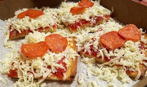Altoona Style Pizza Epicurean Exploits Food And Recipes