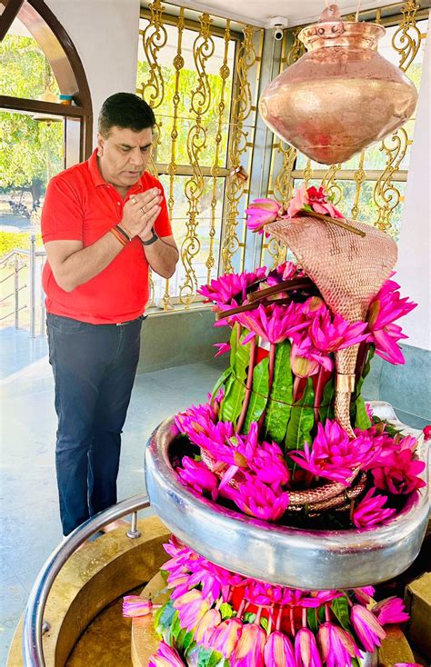 Manoj Tyagi Free Download Borrow And Streaming Internet Archive