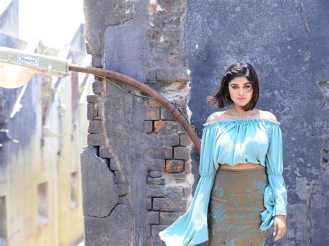 Yashika Aannand Big Boss 2 Contestant Hq Wallpapers Yashika Aannand