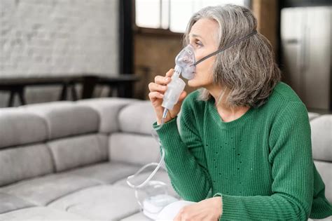 Copd Nebulizer Or Inhaler Which One Is Better For You Apriahome