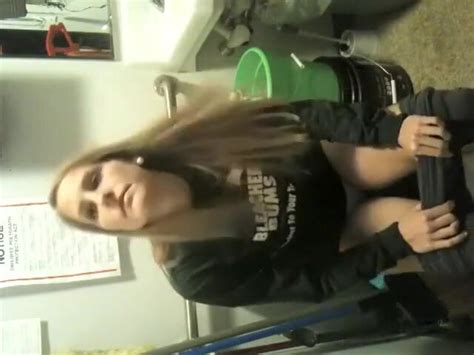 Girl Blonde Pee