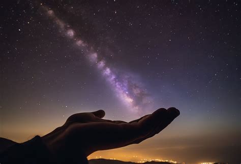 What Does It Mean When Your Thumb Itches Right Thumb Itching Left