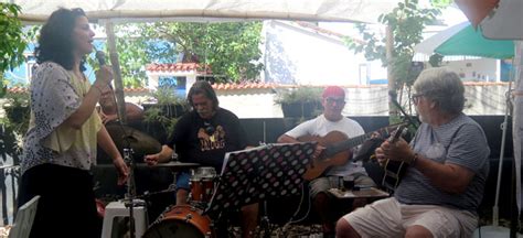 Ana Decker Ouçam Vejam E Guardem Este Nome Bem Blogado