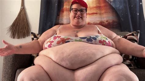 An Ssbbws Hottest Giantess And Vore Fantasy Hd Ssbbw Reenaye Starr Clips4sale