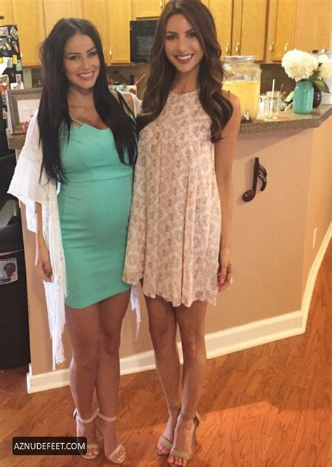 Amanda Mertz Feet Aznudefeet