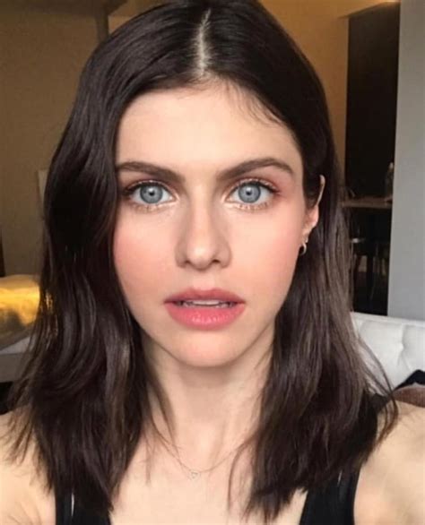 Alexandra Daddario Face Shape At Frank Warner Blog