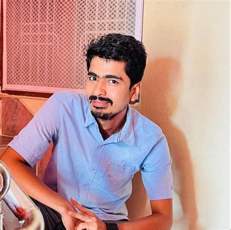 Binod Bhandari Medium