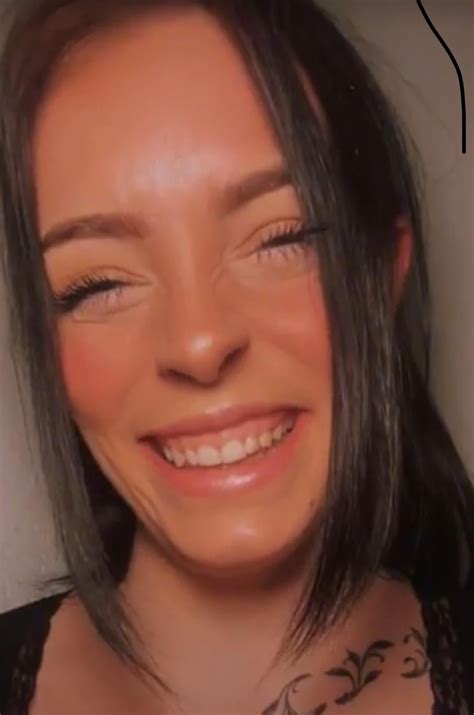 Lizard Trying To Be Sexy R Skincaroline