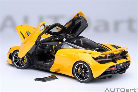 Autoart Mclaren 720s Volcano Yellow
