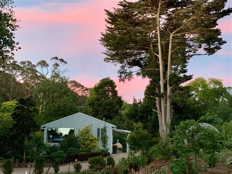 Willowglade Retreat And Gardens Accommodation Daylesford And The