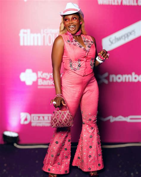 Tomike Adeoye Takes A Style Cue From Margot Robbie For The Barbie Premiere Leurr Nigeria