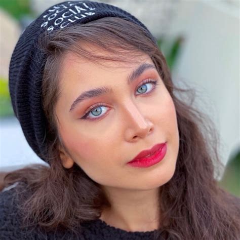 تیوال تینا یلان