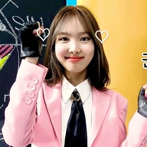 تصميم نايون 💗💋 Youtube