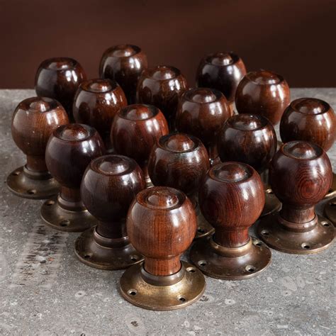 Stained Oak And Brass Door Knobs Lassco Englands Prime Resource