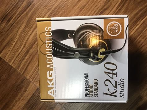 Yahooオークション Akg K240 Studio ヘッドホンpro Cable Beldenケ