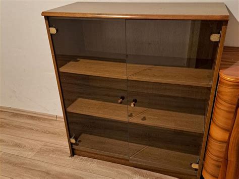 Vitrina Darivanje Burza Oglasi