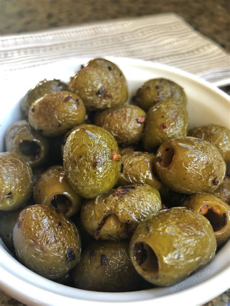 Blistered Green Olives Instrupix