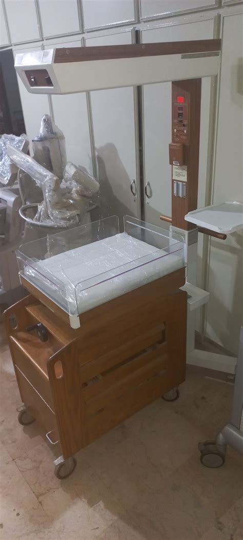 Hillrom Air Shields Infant Warmer Complete Medical Solution