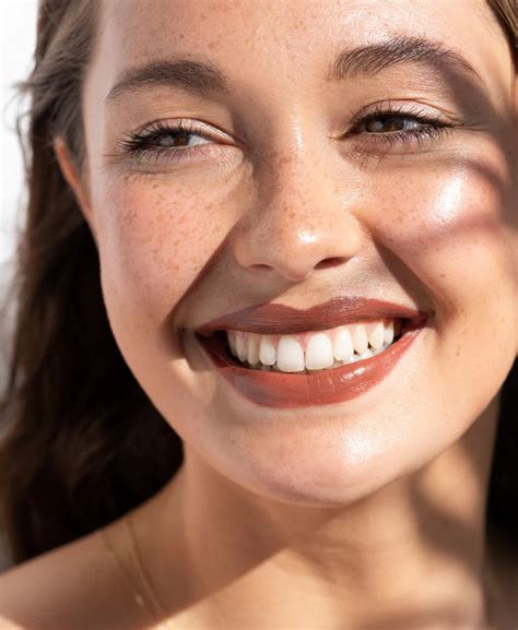 Ere Perez Coco Crayon Misspalettable