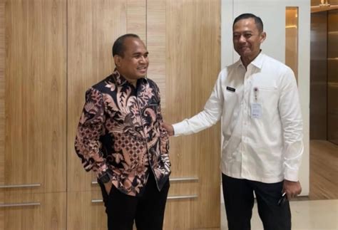 Profil Sahrin Hamid Jubir Anies Baswedan Yang Diangkat Menjadi
