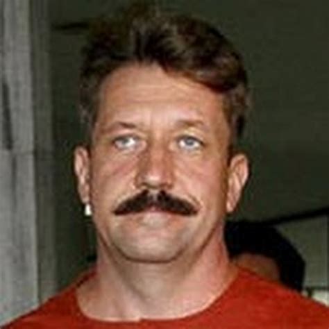 Виктор Бут Youtube