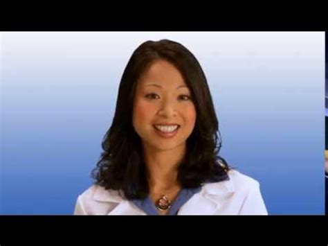 How To Apply And Remove Contact Lenses Youtube