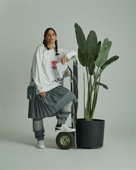 Reading Materials With Kaitlin Phillips Modesens