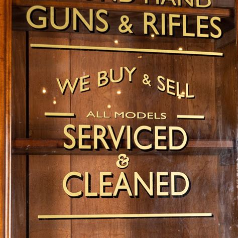 19th Century Victorian Mahogany Gun Shop Display Cabinet C1890 For