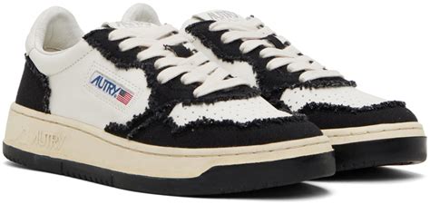Autry White And Black Medalist Low Sneakers Autry