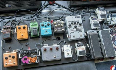 John Mayers Guitars Gear And Pedalboard Equipboard
