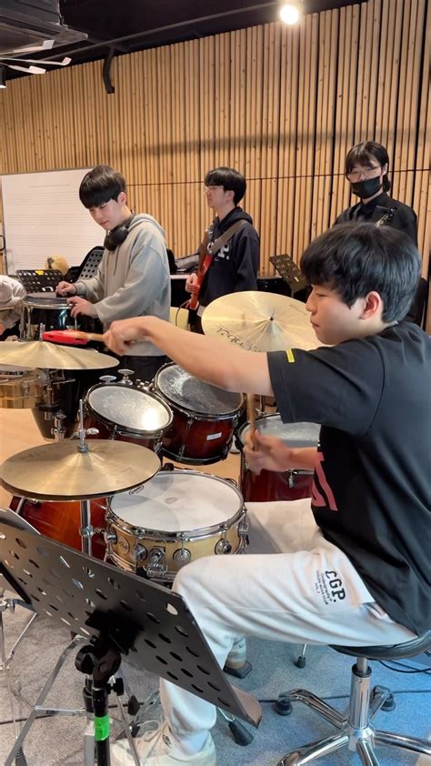 조수호 1년전 그 솔로 다시 재현해보았습니다 ️그 솔로가 궁금하다면 유튜브에 조수호enfp”를 검색해주세요👍