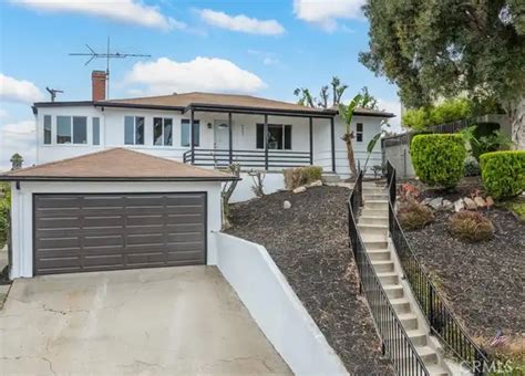 90043 Ca Real Estate And Homes For Sale Redfin