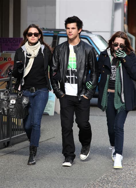 Nikki Reed And Taylor Lautner