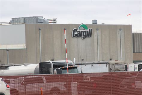 News Outlets Reporting Stranded Employees At Cargill Tyson Plants