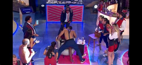 Foto Juninho Dançou De Forma Sensual Para Leidy E Davi Insistiu Para