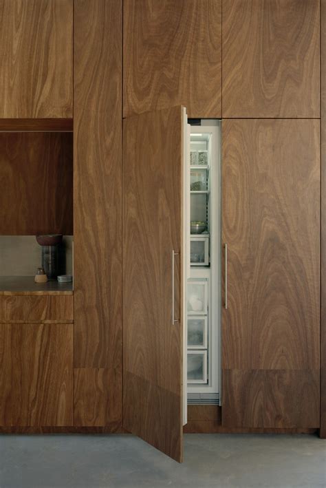 Best 12 Architects Design A Tiny Brick Home With A Courtyard At Its