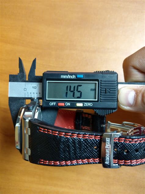 Spongebobs Ap Case Thinning Mod Replica Watch Info