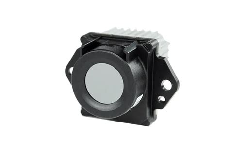 Thermal Sensing Magna Electronics